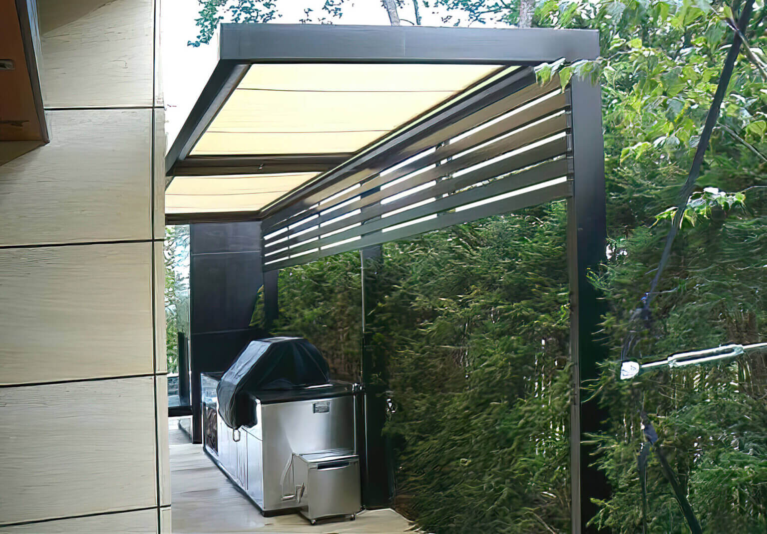 KE Durasol Retractable Patio Awning | Innovative Openings