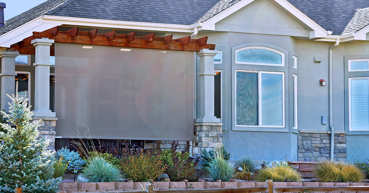 Insolroll Oasis 2700 Patio Shades | Innovative Openings